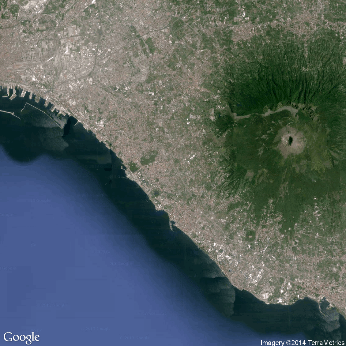 Foto dal satellite del comune d'Ercolano media e alta risoluzione