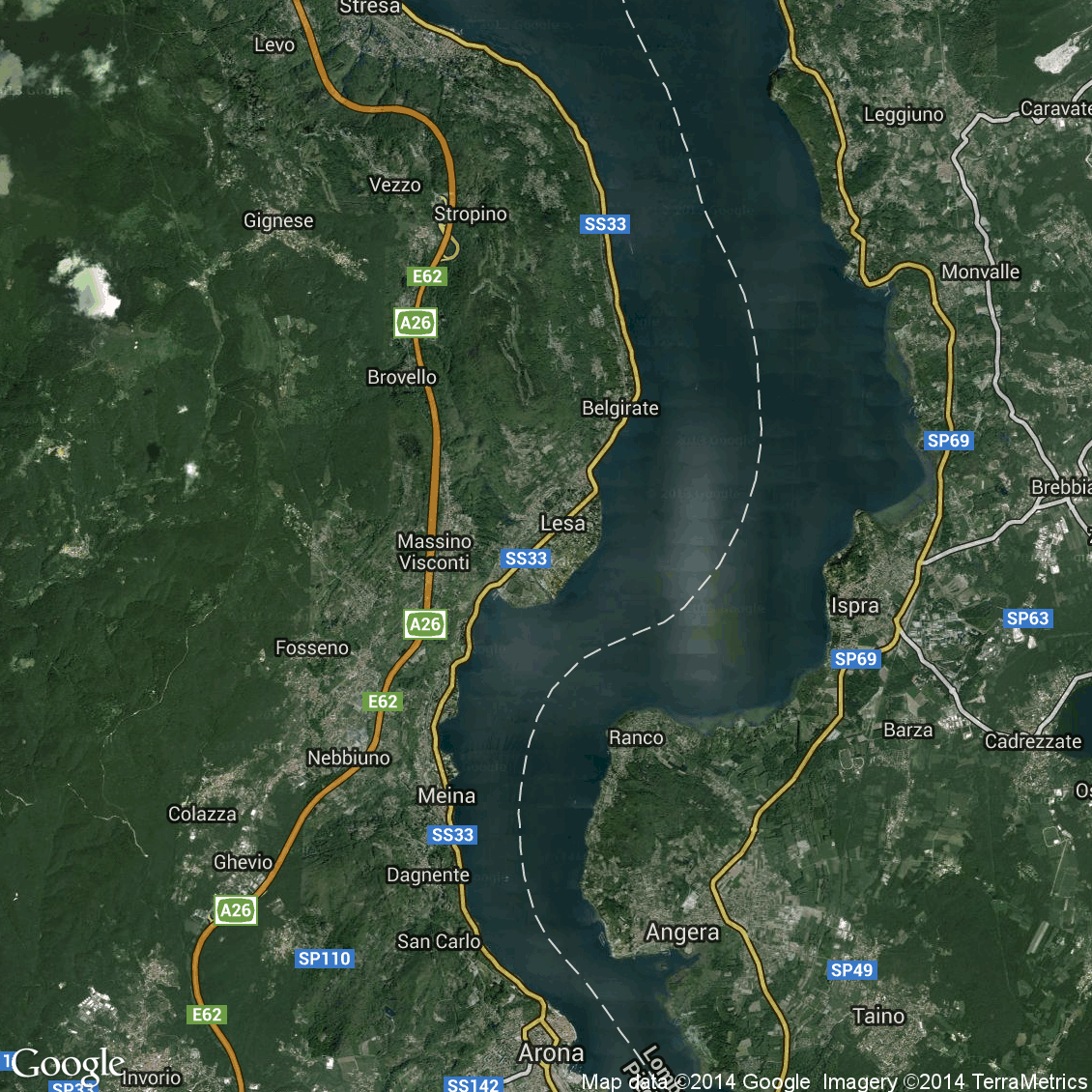 Foto hibrida aerea del comune di Lesa con strade e vista satellitemedia ...