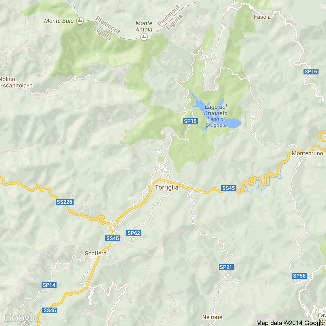 Foto dall'alto delle strade del comune di Torriglia media e alta ...